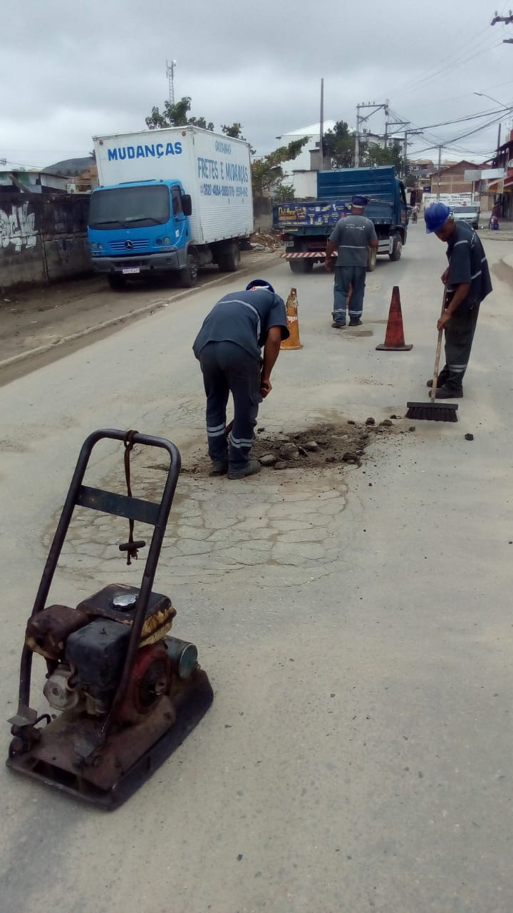 Prefeitura Aldeense Realiza Limpeza De Rede De Drenagem Em Bairros