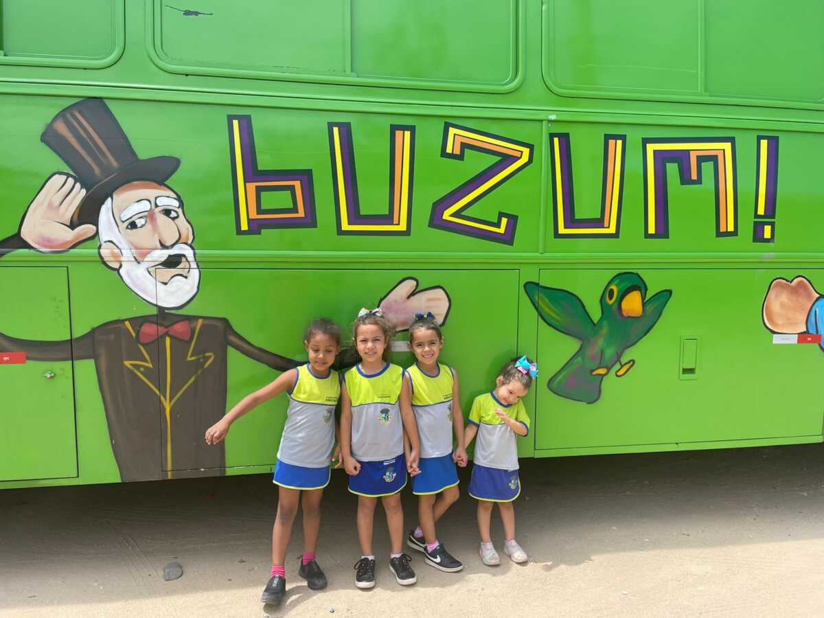 Companhia de teatro BuZum encanta alunos da rede municipal com peças ...